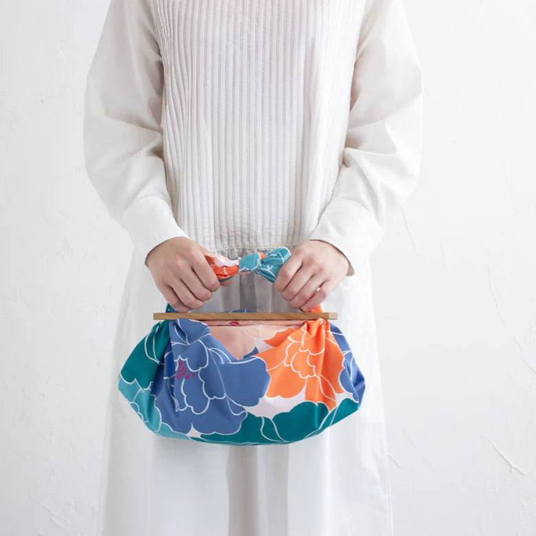 Furoshiki Patchin Bag M Water-repellent Peony - Blue green – Made In ...